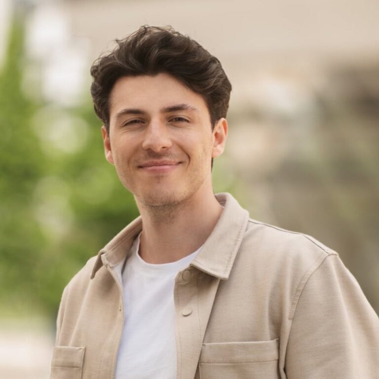 Photovoltaik Anlage | Jetzt Angebot ohne MwSt. einholen!